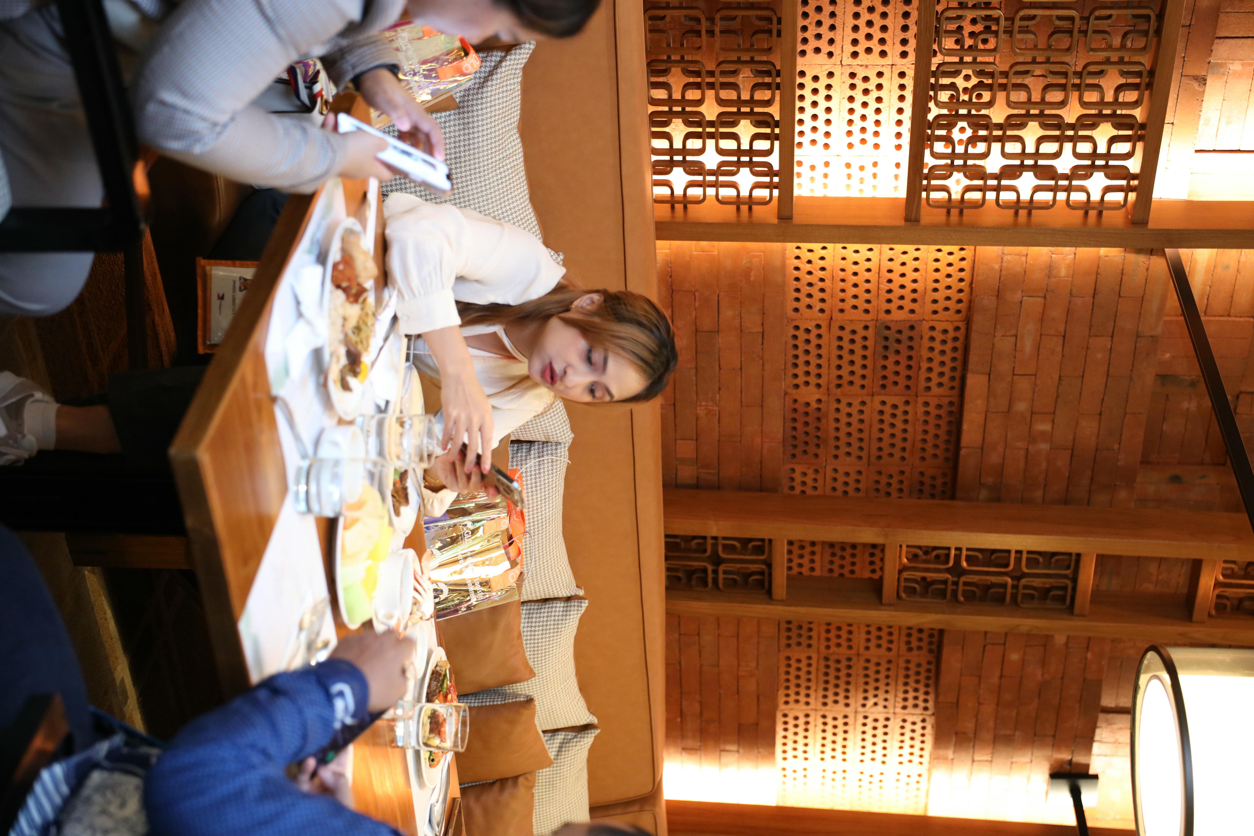 IPHIOS LOGISTICS CORP. - olofamily